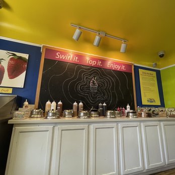 YOLOBERRY YOGURT - 316 C St, Davis, California - Updated October 2024 ...