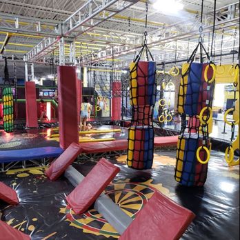 FUNZILLA - Updated October 2025 - 281 Photos & 47 Reviews - 500 Lincoln ...