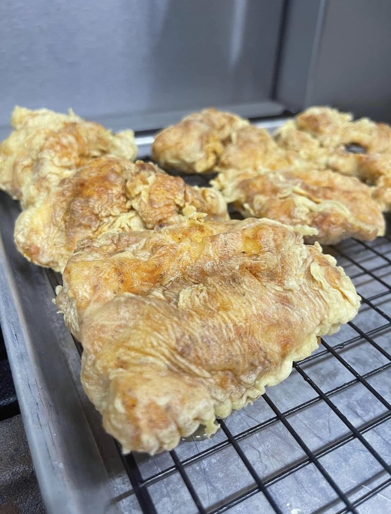 MUNCHY MACHINE FOOD TRAILER - Updated December 2025 - 23 Photos ...