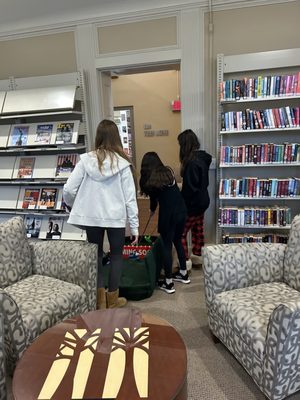 WOOD LIBRARY - Updated July 2025 - 134 N Main St, Canandaigua, New York ...