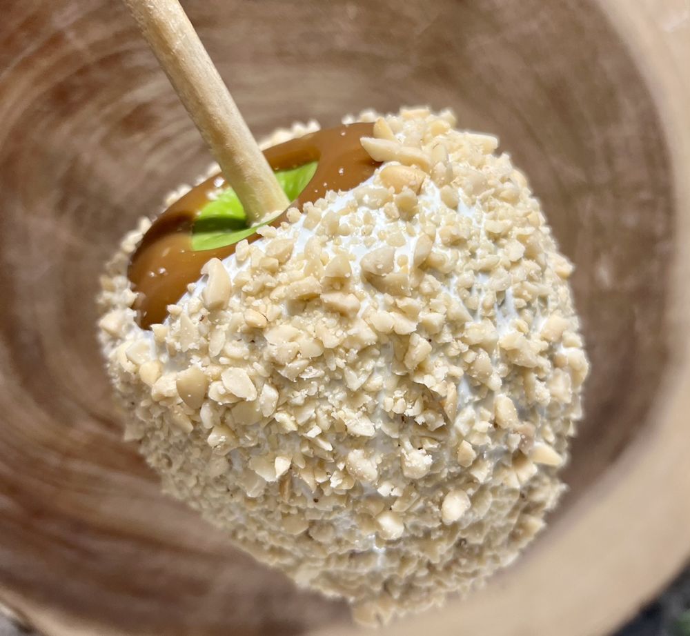 DELIGHTFUL APPLES - Updated February 2025 - Yuma, Arizona - Desserts ...