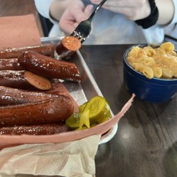 CREEKSIDE BBQ - Updated December 2025 - 141 Photos & 153 Reviews - 910 ...