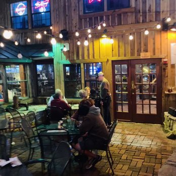 OZONA GRILL AND BAR - Updated July 2024 - 331 Photos & 580 Reviews ...