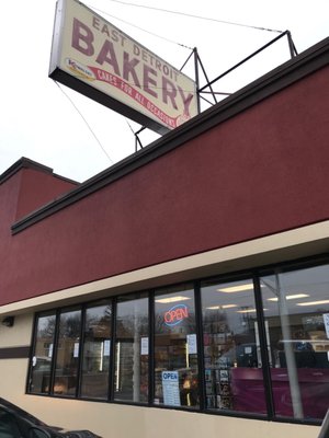 EAST DETROIT BAKERY & DELI - Updated September 2024 - 225 Photos & 102 ...