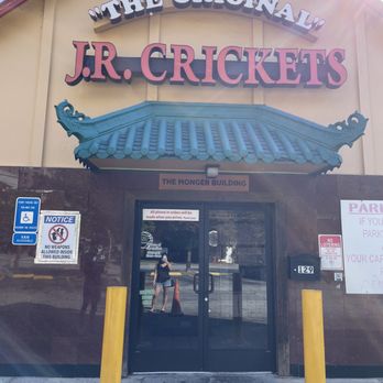 THE ORIGINAL J.R. CRICKETS IN MIDTOWN ATLANTA - Updated November 2024 ...
