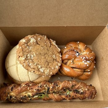 SAINT BREAD - 494 Photos & 175 Reviews - 1421 NE Boat St, Seattle ...