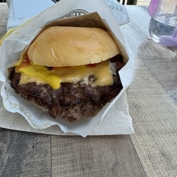 MARIO’S NEIGHBORHOOD BUTCHER SHOP & DELICATESSEN - Updated August 2024 ...