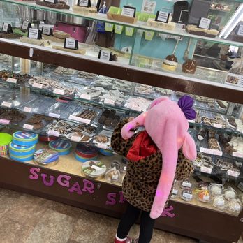 SUGAR SHACK - Updated December 2025 - 110 Photos & 66 Reviews - 114 ...