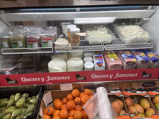 SAM’S MARKET AND MEATS - Updated August 2025 - 1532 E 35th St ...