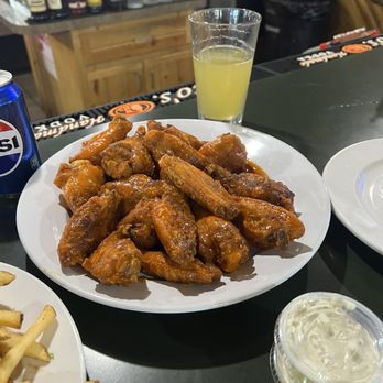 GREEN LANTERN - Updated January 2026 - 14 Photos & 26 Reviews - 13184 ...