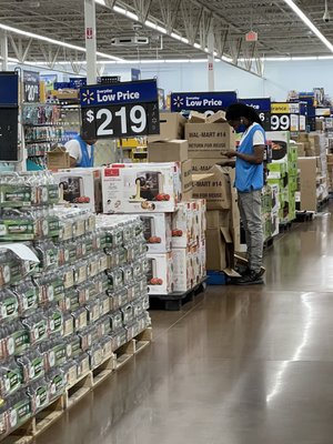 WALMART SUPERCENTER - Updated June 2026 - 11 Photos - 201 Lanny Bridges ...