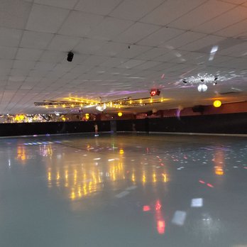 YUKON ON WHEELS - Updated November 2025 - 23 Reviews & 17 Photos - 24 E ...