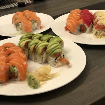 3 GO SUSHI - Updated June 2024 - 423 Photos & 390 Reviews - 324 W ...