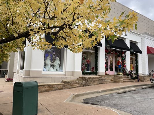 UTICA SQUARE SHOPPING CENTER - Updated December 2025 - 63 Photos & 52 ...