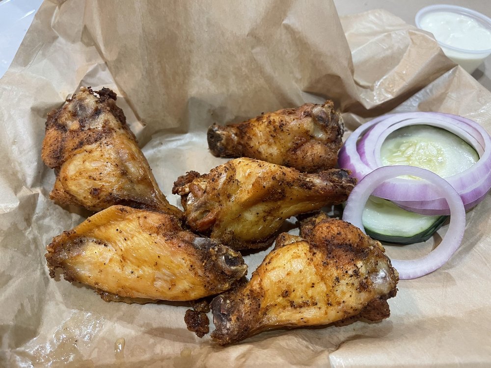 THE FISHIN’ PIG - Updated October 2025 - 154 Photos & 300 Reviews - 117 ...