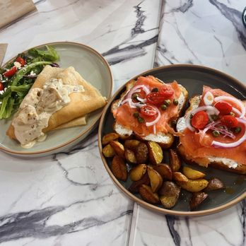 KAFFEINATED CREPES AND COFFEE - Updated July 2025 - 26 Photos & 11 ...