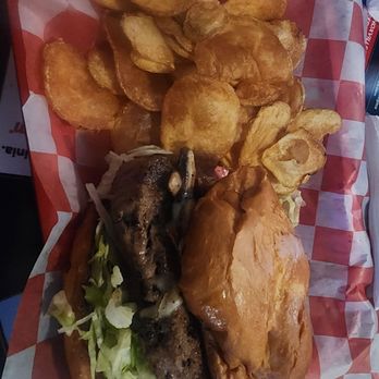 STATE LINE BAR & GRILLE - Updated January 2026 - 58 Photos & 89 Reviews ...