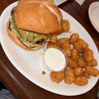 SPAR CAFÉ - Updated December 2024 - 405 Photos & 525 Reviews - 114 4th ...