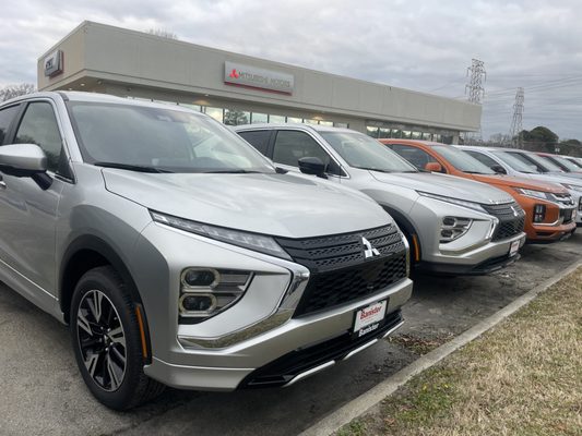 THE NEW BANISTER MITSUBISHI - Updated June 2026 - 4206 W Mercury Blvd ...