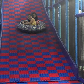 LA-LA LAND - Updated September 2025 - 123 Photos & 121 Reviews - 11411 ...