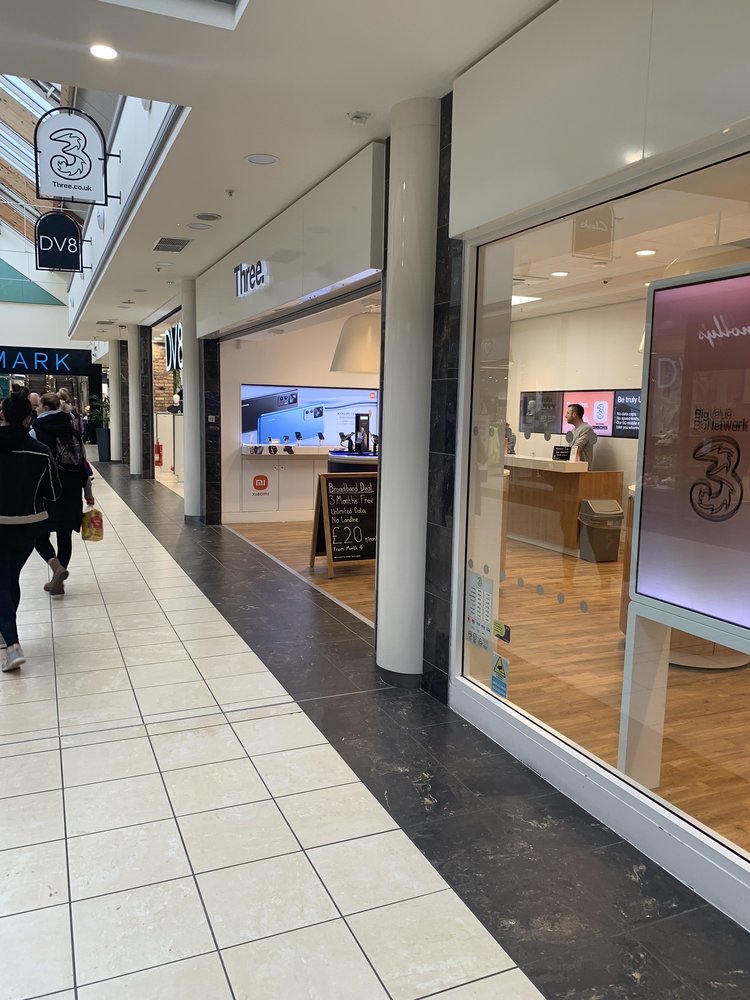 BUTTERCRANE SHOPPING CENTRE - Updated January 2025 - 34 Buttercrane ...