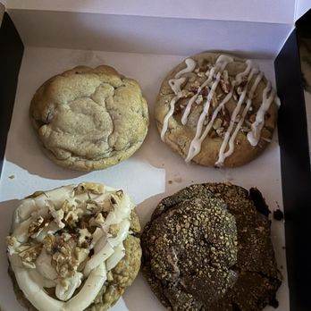 CRAVE - Updated December 2025 - 88 Photos & 40 Reviews - 11649 Maple St ...