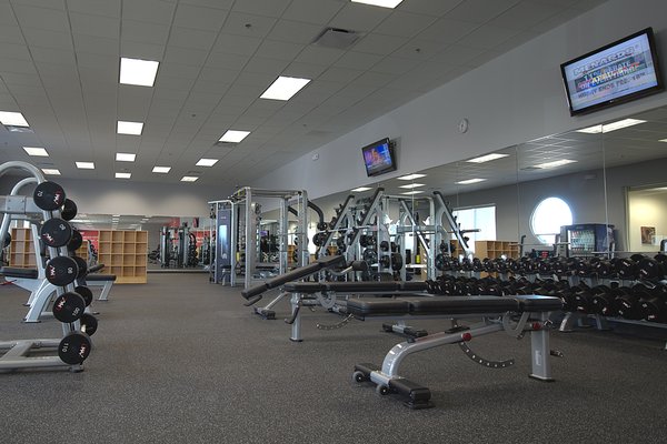 HY-VEE FITNESS - Updated December 2025 - 4707 Fleur Dr, Des Moines ...