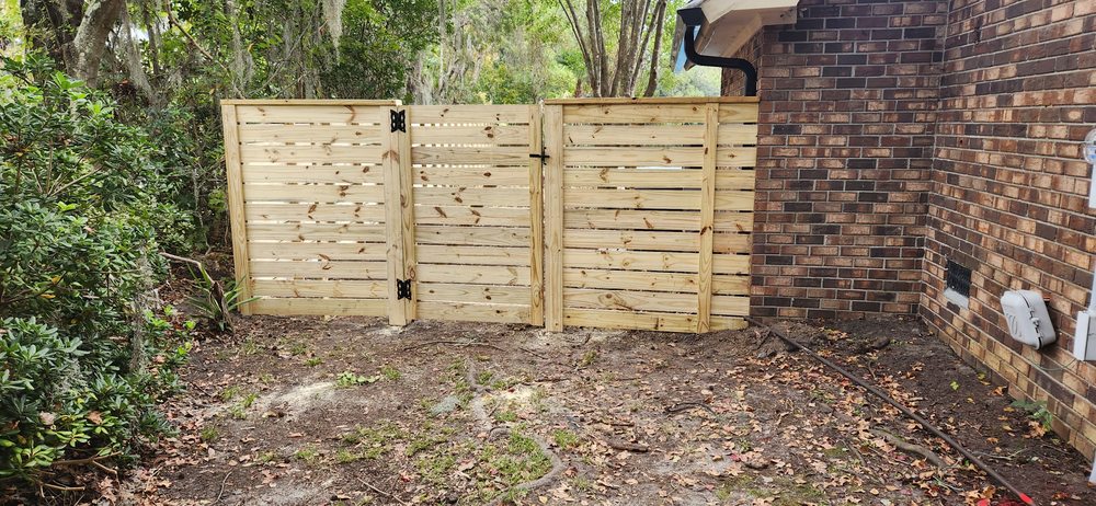 CRESCENT MOON FENCING - Updated May 2025 - Request a Quote - Charleston ...