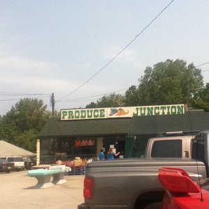 PRODUCE JUNCTION - Updated February 2025 - 42 Photos & 55 Reviews - 265 ...