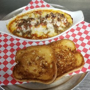 FUN HOUSE PIZZA - 26 Photos & 41 Reviews - Pizza - 405 NW Blue Pkwy ...