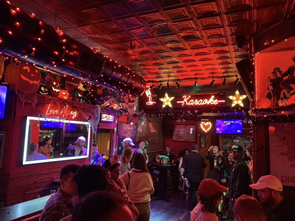 LOUIE’S PUB - Updated August 2025 - 66 Photos & 262 Reviews - 1659 W ...