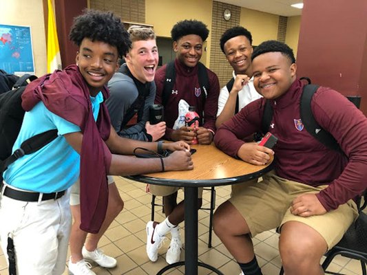DE SMET JESUIT HIGH SCHOOL - Updated December 2025 - 13 Photos - 233 N ...