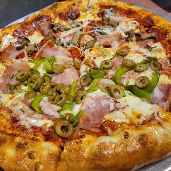 FERGIE’S PIZZA - Updated December 2025 - 17 Photos & 31 Reviews - 402 S ...