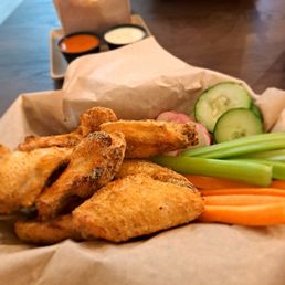 SNEAKYBIRD - Updated December 2025 - 126 Photos & 117 Reviews - 3919 E ...