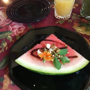 THE LADY MARY INN - 33 Photos - Bed & Breakfast - 2 Elm St, North ...