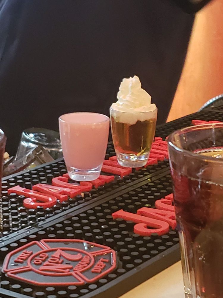 TINGLE BAR - Updated September 2024 - 19 Photos & 17 Reviews - 33 ...