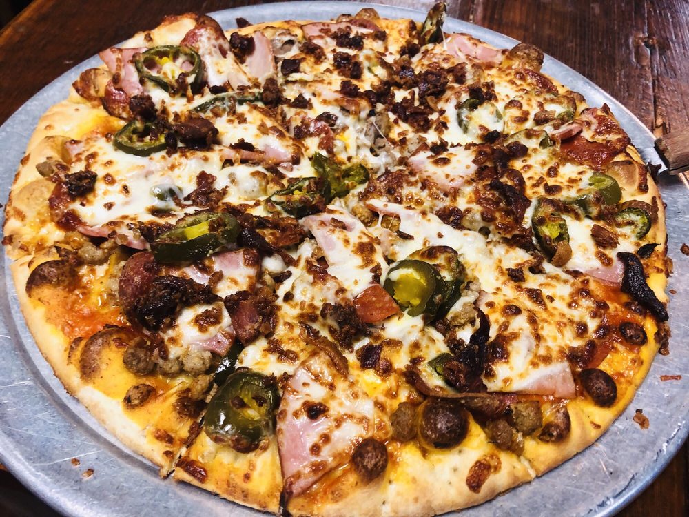 RAILROAD PIZZA - 160 Photos & 21 Reviews - Pizza - 4834 Main St, Flora ...