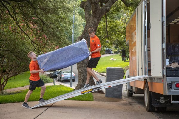 EINSTEIN MOVING COMPANY - HOUSTON - Updated October 2025 - 67 Photos ...