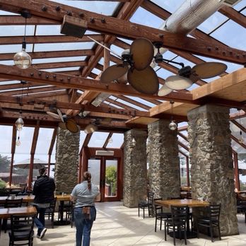 RAGGED POINT RESTAURANT - Updated December 2025 - 387 Photos & 318 ...