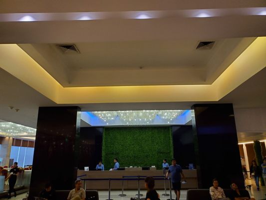 HOLIDAY INN EXPRESS MANILA NEWPORT CITY - Hotels - 1 Jasmine Drive ...