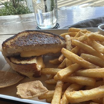 FISH BAR DELI - Updated May 2024 - 244 Photos & 166 Reviews - 4-1380 ...