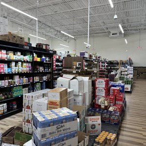 WINE LIBRARY - Updated July 2024 - 48 Photos & 178 Reviews - 586 Morris ...