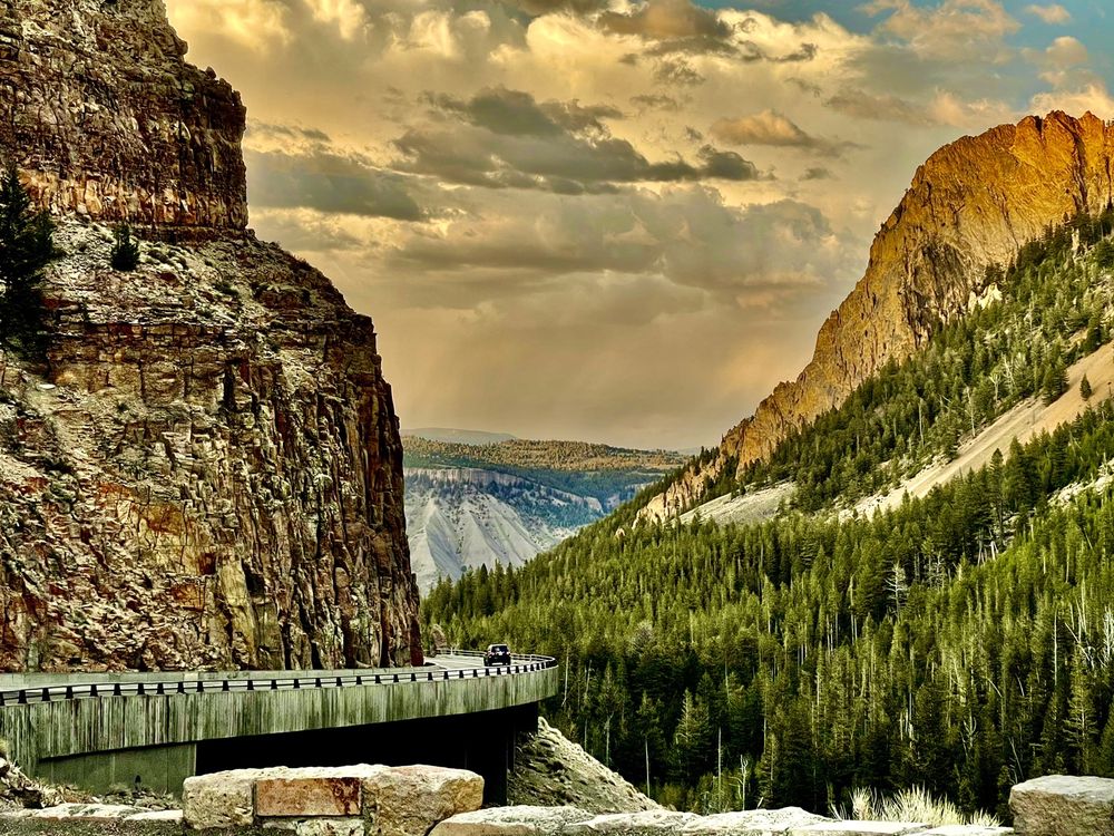 YELLOWSTONE PARK SERVICE STATIONS - Updated December 2025 - 2055 ...
