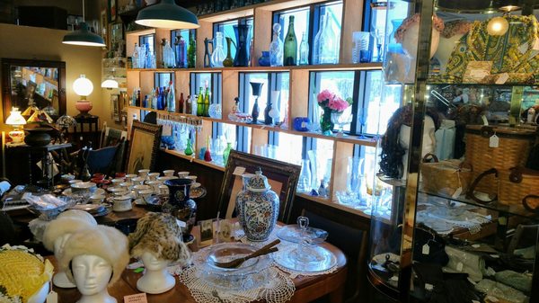 AUNT VERA’S ANTIQUE MALL - Updated August 2025 - 17 Photos - 4535 S ...