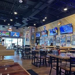 ROOSTERS - Updated December 2025 - 25 Photos & 14 Reviews - 4850 Morse ...