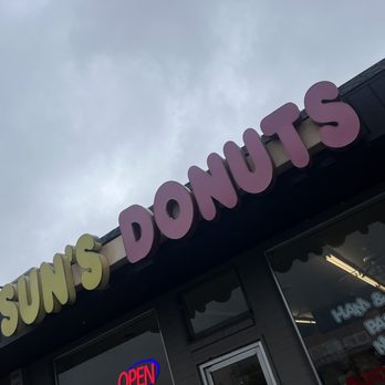 SUN’S DONUTS - Updated November 2025 - 24 Photos & 43 Reviews - 11 E ...