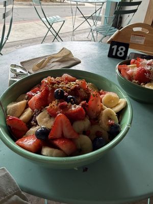 BACKYARD BOWLS - Updated September 2025 - 553 Photos & 745 Reviews ...