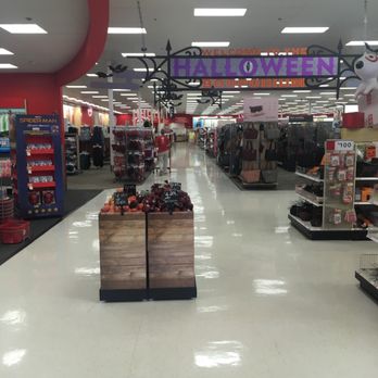 TARGET - Updated December 2025 - 36 Photos & 33 Reviews - 2650 NW ...