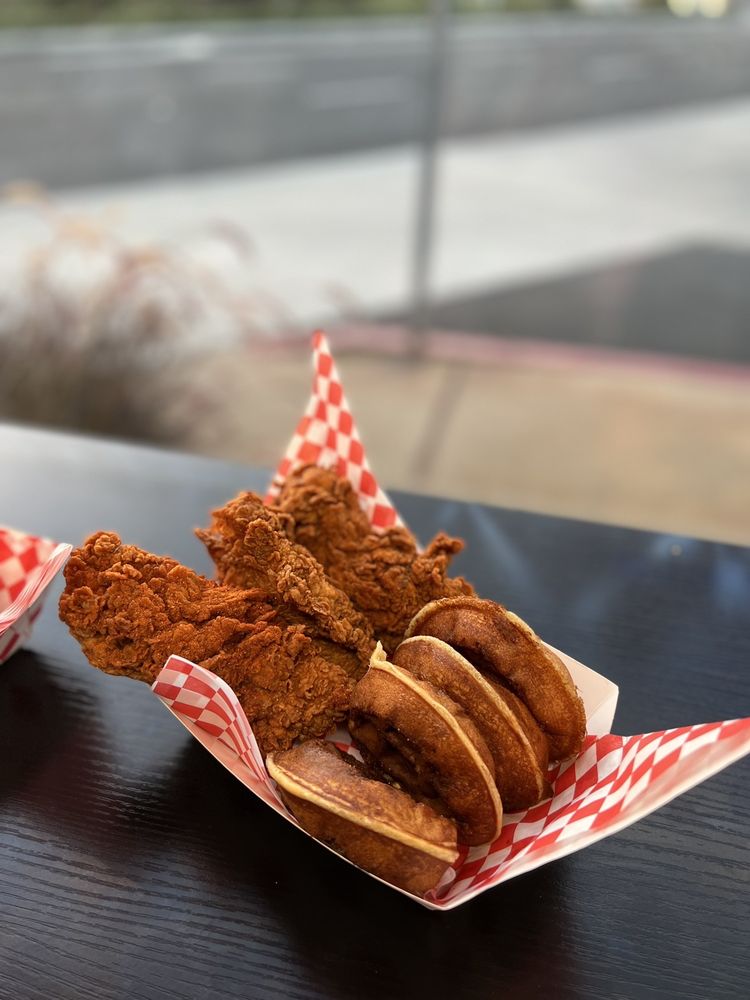 BRED HOT CHICKEN - Updated January 2026 - 273 Photos & 274 Reviews ...