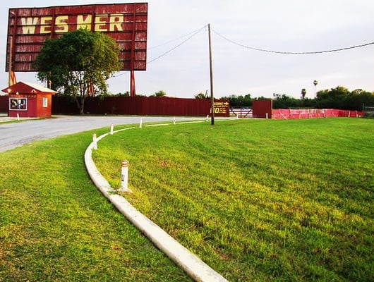 WES-MER DRIVE INN - Updated November 2025 - 16 Photos & 24 Reviews ...